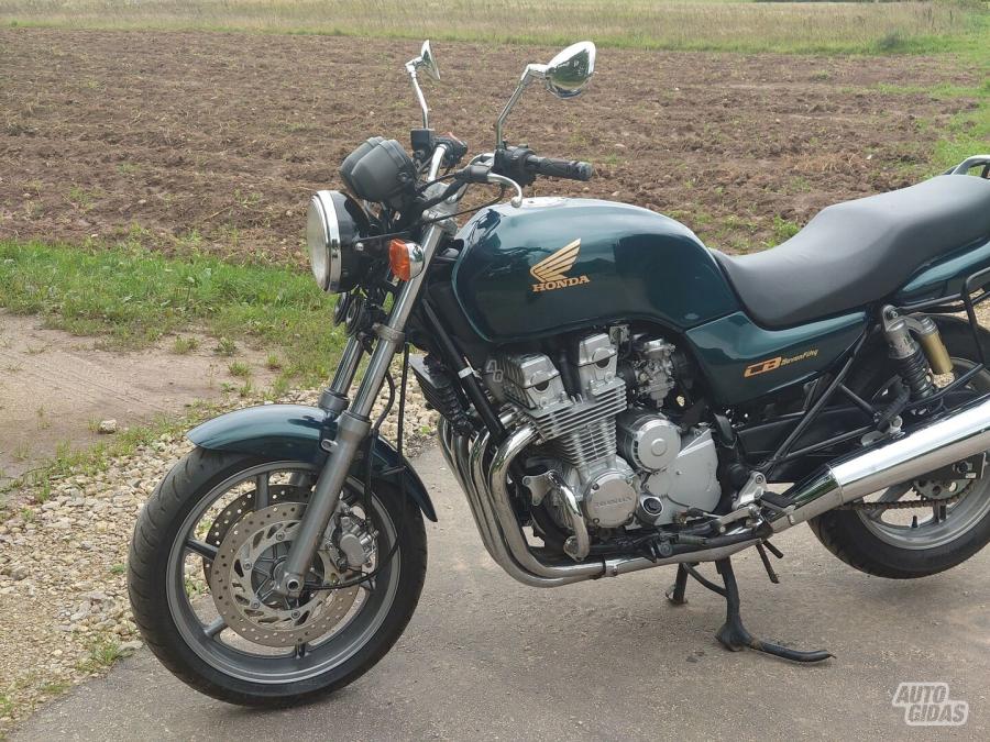 Zaļš Honda CB 1992 Akmenė, ar dzinēja tilpumu 0.75 L un nobraukumu 55 tūkst. km par 1800 €, foto 8 vietnē AUTOMOTO.COM.LV