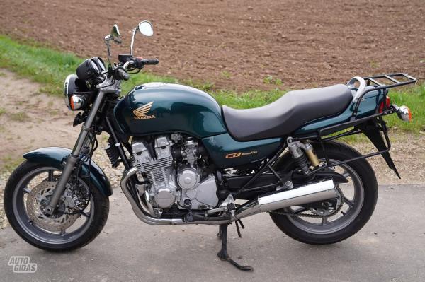 Zaļš Honda CB 1992 Akmenė, ar dzinēja tilpumu 0.75 L un nobraukumu 55 tūkst. km par 1650 €, foto 1 vietnē AUTOMOTO.COM.LV