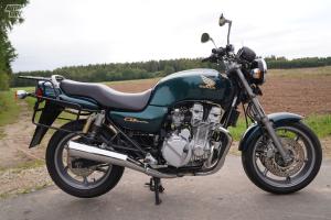 Green Honda CB 1992 in Akmene, with an engine capacity of 0.75 L and mileage of 55 thousand km for 1650 €, photo 3 on AUTOMOTO.COM.LV