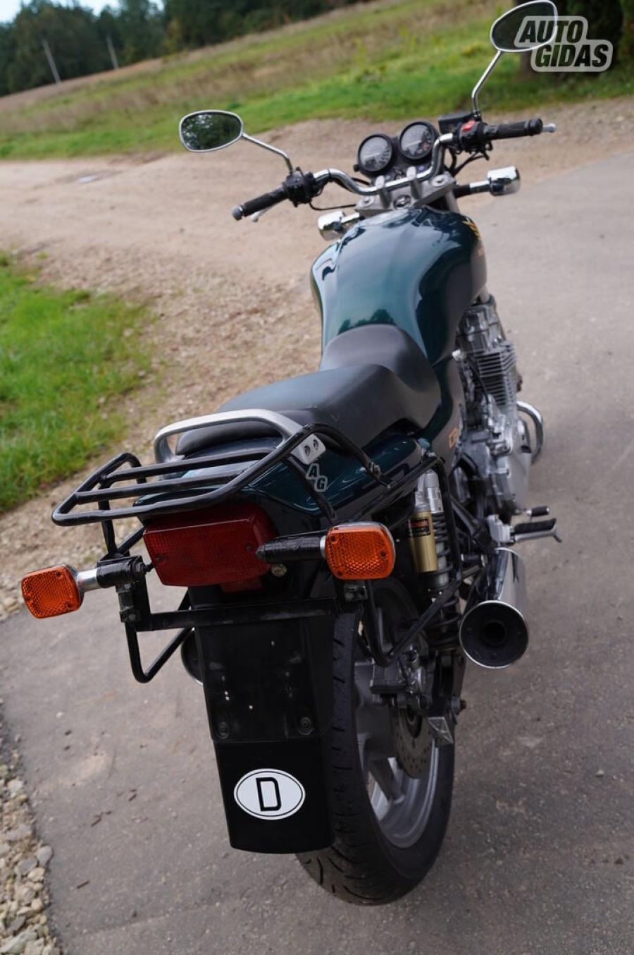 Green Honda CB 1992 in Akmene, with an engine capacity of 0.75 L and mileage of 55 thousand km for 1650 €, photo 7 on AUTOMOTO.COM.LV