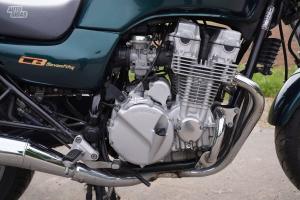 Green Honda CB 1992 in Akmene, with an engine capacity of 0.75 L and mileage of 55 thousand km for 1650 €, photo 13 on AUTOMOTO.COM.LV