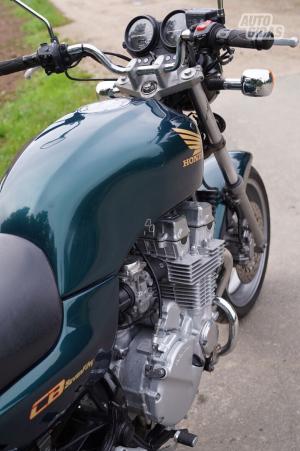 Green Honda CB 1992 in Akmene, with an engine capacity of 0.75 L and mileage of 55 thousand km for 1650 €, photo 15 on AUTOMOTO.COM.LV
