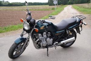 Green Honda CB 1992 in Akmene, with an engine capacity of 0.75 L and mileage of 55 thousand km for 1650 €, photo 23 on AUTOMOTO.COM.LV