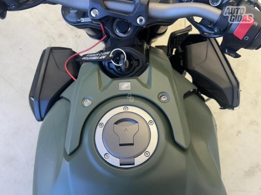 Zaļš Honda CB 2021 Radviliškis, ar dzinēja tilpumu 0.65 L un nobraukumu 25 tūkst. km par 3950 €, foto 27 vietnē AUTOMOTO.COM.LV