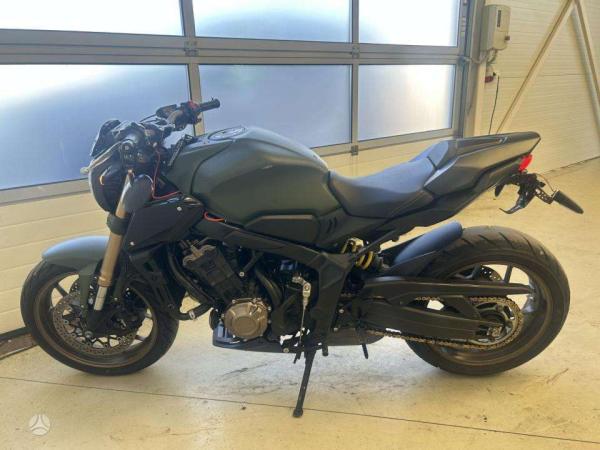 Zaļš Honda CB 2021 Radviliškis, ar dzinēja tilpumu 0.65 L un nobraukumu 25 tūkst. km par 3850 €, foto 5 vietnē AUTOMOTO.COM.LV