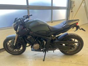 Green Honda CB 2021 in Radviliskis, with an engine capacity of 0.65 L and mileage of 25 thousand km for 3650 €, photo 6 on AUTOMOTO.COM.LV