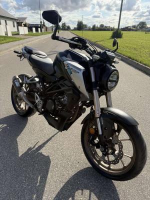 Grey Honda CB 2022 in Marijampole, with an engine capacity of 0.13 L and mileage of 13 thousand km for 3300 €, photo 17 on AUTOMOTO.COM.LV