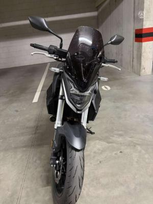 Grey Honda CB 2023 in Vilnius, with an engine capacity of 0.75 L and mileage of 14 thousand km for 5300 €, photo 4 on AUTOMOTO.COM.LV