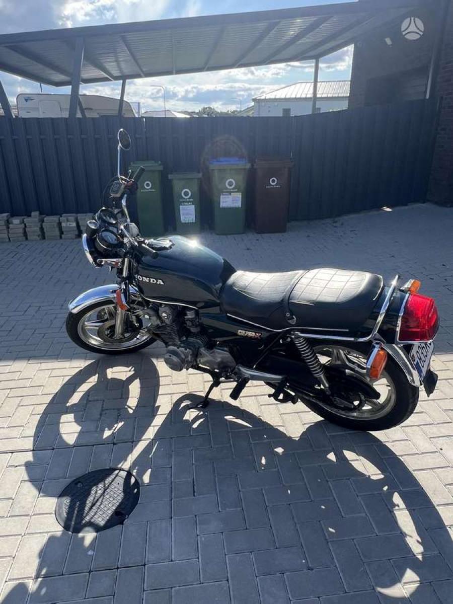 Honda CB 1980 in Kaunas, with an engine capacity of 0.75 L and mileage of 50 thousand km for 2700 €, photo 10 on AUTOMOTO.COM.LV