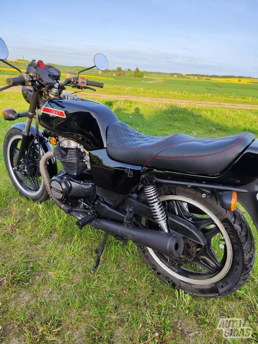 Хонда CB 1983 в Ионава, объемом двигателя 0.00 л и пробегом 0 тыс. км за 2700 €, фото 8 на AUTOMOTO.COM.LV