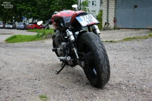 Honda CB 1992 in Alytus, with an engine capacity of 0.75 L and mileage of 0 thousand km for 3850 €, photo 7 on AUTOMOTO.COM.LV