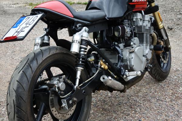 Honda CB 1992 Alīta, ar dzinēja tilpumu 0.75 L un nobraukumu 0 tūkst. km par 3850 €, foto 10 vietnē AUTOMOTO.COM.LV