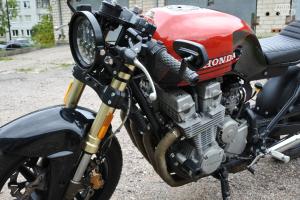 Honda CB 1992 in Alytus, with an engine capacity of 0.75 L and mileage of 0 thousand km for 3850 €, photo 14 on AUTOMOTO.COM.LV