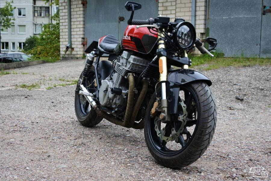 Honda CB 1992 in Alytus, with an engine capacity of 0.75 L and mileage of 0 thousand km for 3850 €, photo 20 on AUTOMOTO.COM.LV