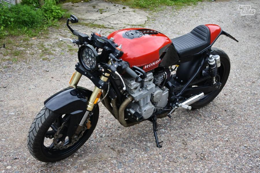 Honda CB 1992 in Alytus, with an engine capacity of 0.75 L and mileage of 0 thousand km for 3850 €, photo 22 on AUTOMOTO.COM.LV