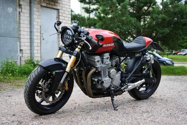 Honda CB 1992 Alīta, ar dzinēja tilpumu 0.75 L un nobraukumu 5 tūkst. km par 3850 €, foto 3 vietnē AUTOMOTO.COM.LV