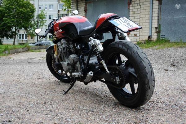 Honda CB 1992 Alīta, ar dzinēja tilpumu 0.75 L un nobraukumu 5 tūkst. km par 3850 €, foto 5 vietnē AUTOMOTO.COM.LV