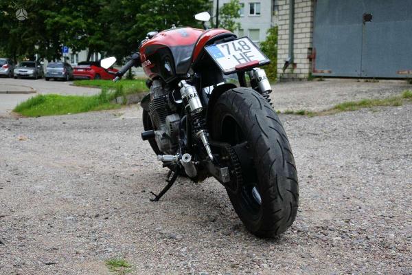 Honda CB 1992 Alīta, ar dzinēja tilpumu 0.75 L un nobraukumu 5 tūkst. km par 3850 €, foto 6 vietnē AUTOMOTO.COM.LV