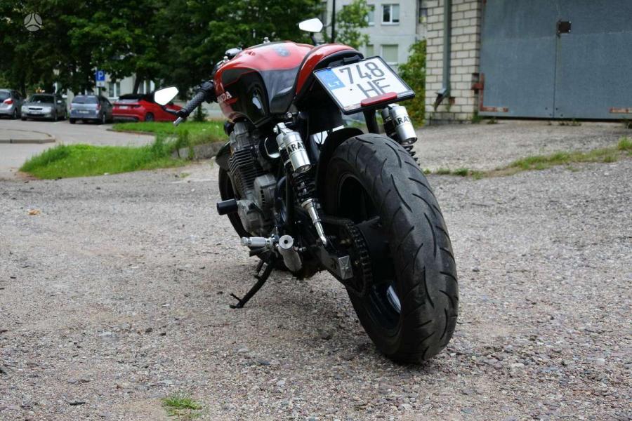 Honda CB 1992 Alīta, ar dzinēja tilpumu 0.75 L un nobraukumu 5 tūkst. km par 3850 €, foto 7 vietnē AUTOMOTO.COM.LV