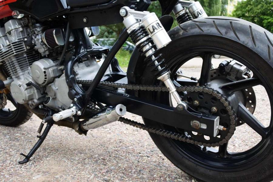 Honda CB 1992 Alīta, ar dzinēja tilpumu 0.75 L un nobraukumu 5 tūkst. km par 3850 €, foto 16 vietnē AUTOMOTO.COM.LV