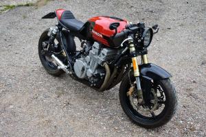 Honda CB 1992 Alīta, ar dzinēja tilpumu 0.75 L un nobraukumu 5 tūkst. km par 3850 €, foto 23 vietnē AUTOMOTO.COM.LV