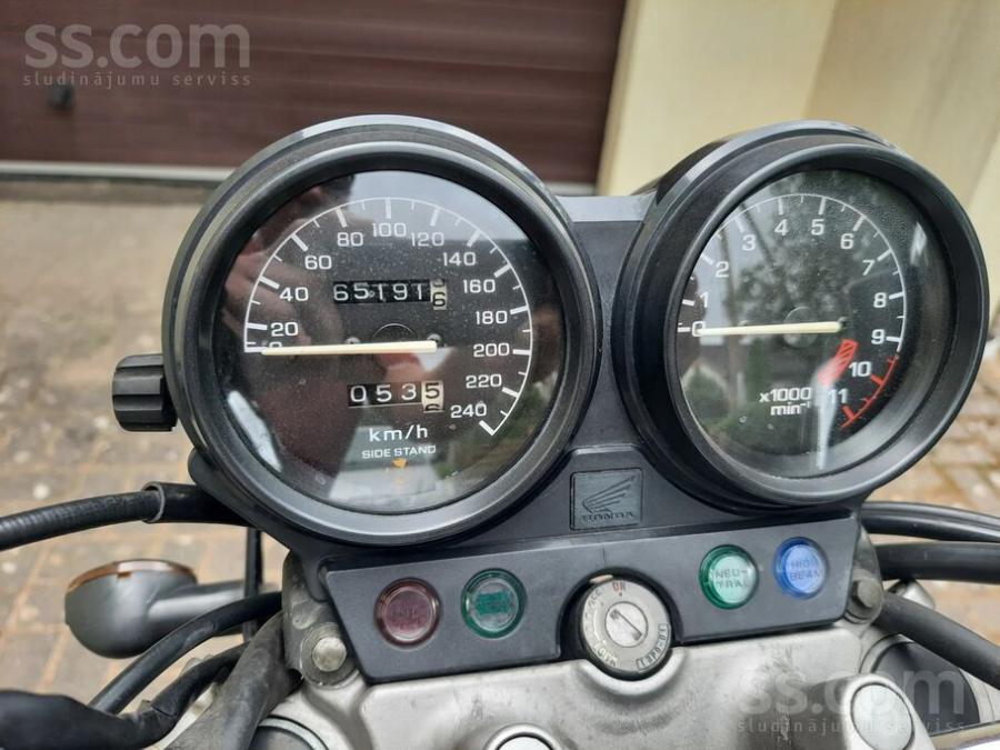 Honda CB 1992 Saldus, ar dzinēja tilpumu 0.70 L un nobraukumu 0 tūkst. km par 2200 €, foto 9 vietnē AUTOMOTO.COM.LV