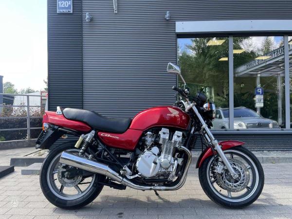 Honda CB 1993 Rīga, ar dzinēja tilpumu 0.75 L un nobraukumu 68 tūkst. km par 1999 €, foto 5 vietnē AUTOMOTO.COM.LV