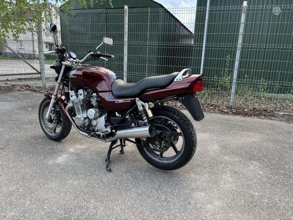 Honda CB 1995 in Kaisiadorys, with an engine capacity of 0.75 L and mileage of 56 thousand km for 1950 €, photo 5 on AUTOMOTO.COM.LV