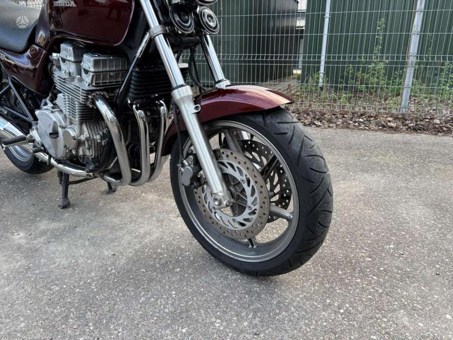 Honda CB 1995 in Kaisiadorys, with an engine capacity of 0.75 L and mileage of 56 thousand km for 1950 €, photo 9 on AUTOMOTO.COM.LV