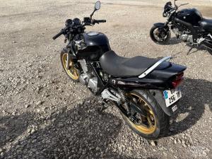 Хонда CB 2001 в Кельме, объемом двигателя 0.50 л и пробегом 0 тыс. км за 515 €, фото 5 на AUTOMOTO.COM.LV