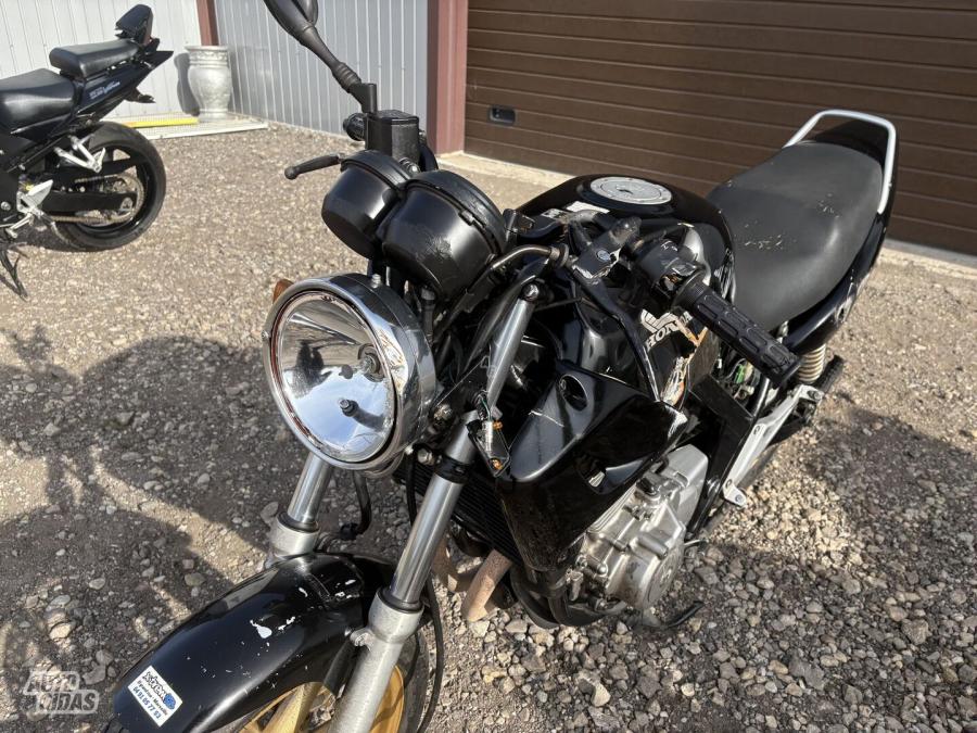 Хонда CB 2001 в Кельме, объемом двигателя 0.50 л и пробегом 0 тыс. км за 515 €, фото 8 на AUTOMOTO.COM.LV