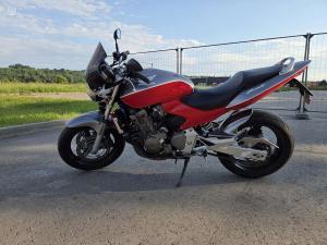 Хонда CB 2004 в Ионава, объемом двигателя 0.60 л и пробегом 60 тыс. км за 2600 €, фото 3 на AUTOMOTO.COM.LV