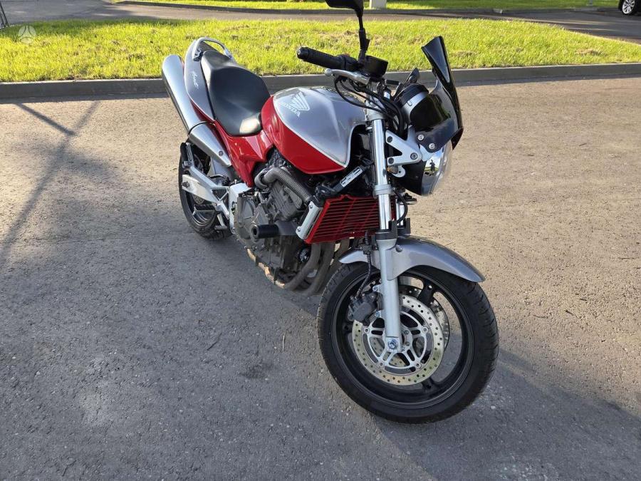 Хонда CB 2004 в Ионава, объемом двигателя 0.60 л и пробегом 60 тыс. км за 2600 €, фото 7 на AUTOMOTO.COM.LV