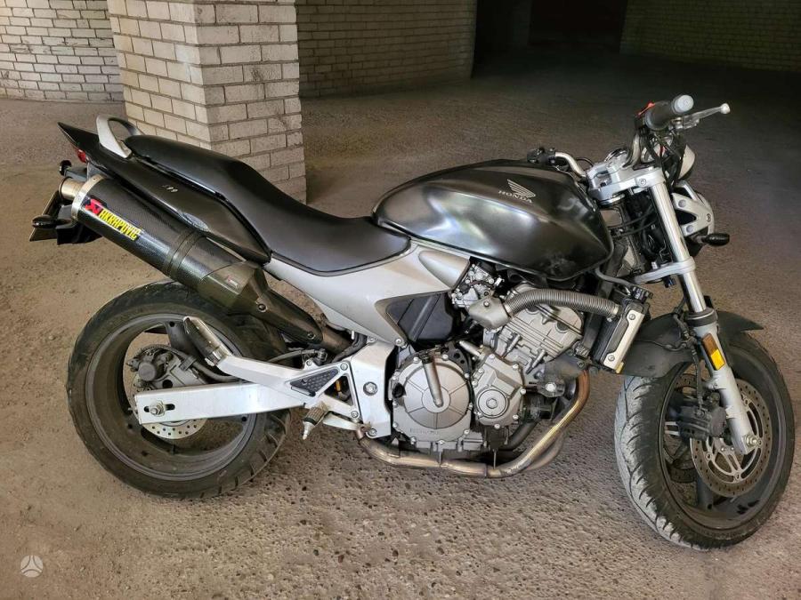 Honda CB 2004 Viļņa, ar dzinēja tilpumu 0.60 L un nobraukumu 50 tūkst. km par 1100 €, foto 5 vietnē AUTOMOTO.COM.LV