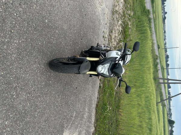 Honda CB 2007 in Kaunas, with an engine capacity of 0.60 L and mileage of 55 thousand km for 2500 €, photo 2 on AUTOMOTO.COM.LV