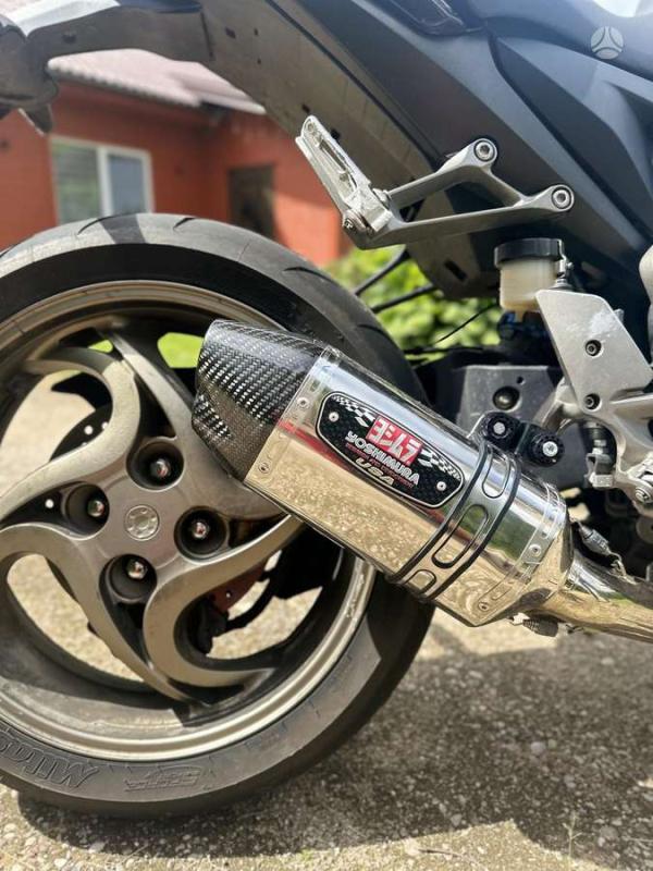 Хонда CB 2007 в Скуодас, объемом двигателя 1.00 л и пробегом 27 тыс. км за 4000 €, фото 3 на AUTOMOTO.COM.LV