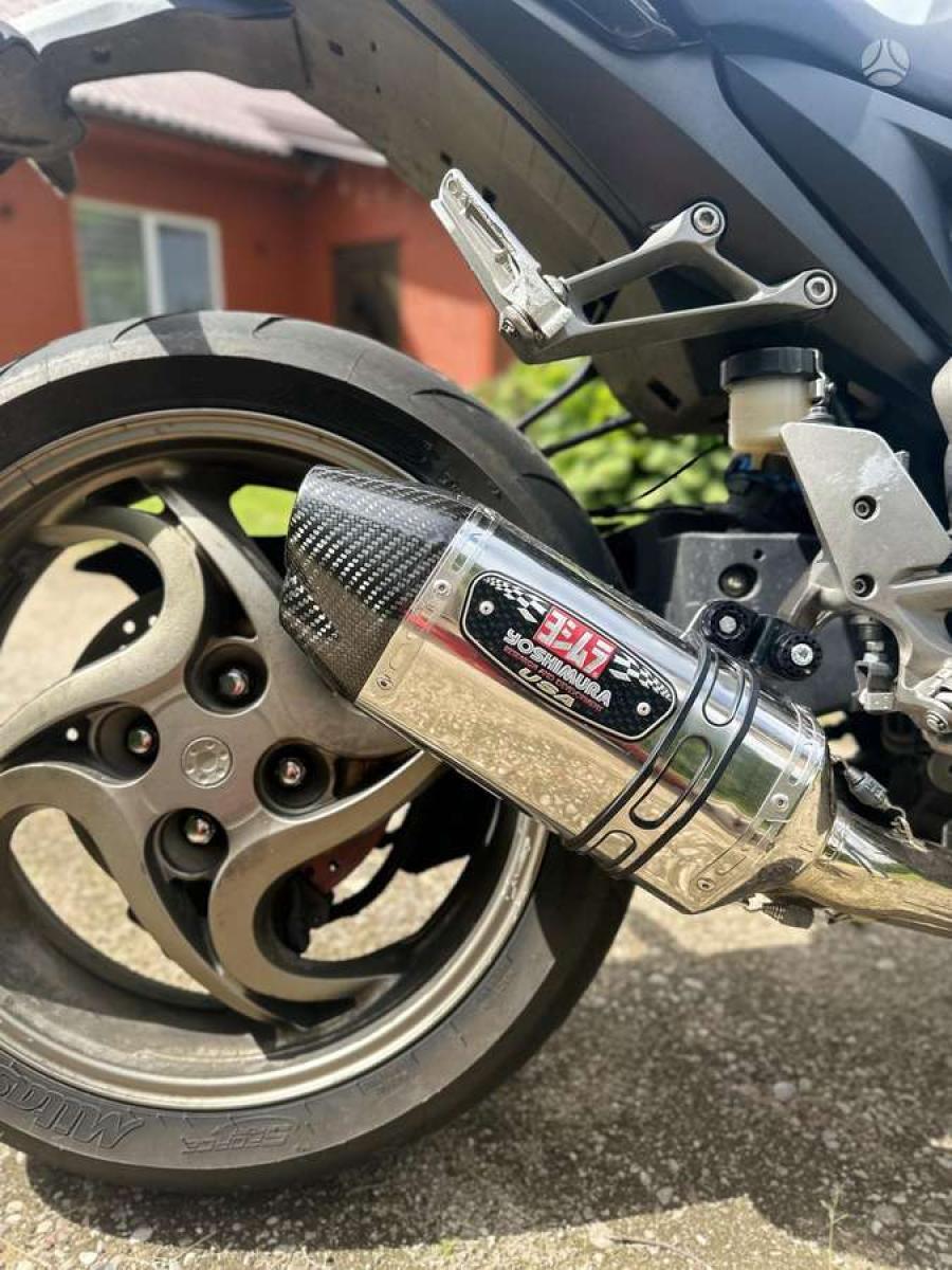 Хонда CB 2007 в Скуодас, объемом двигателя 1.00 л и пробегом 27 тыс. км за 4000 €, фото 4 на AUTOMOTO.COM.LV