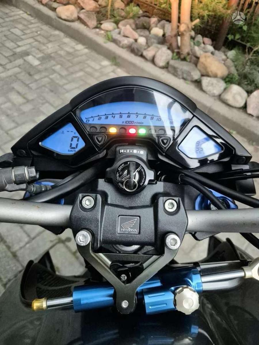 Хонда CB 2009 в Пренай, объемом двигателя 1.00 л и пробегом 36 тыс. км за 4250 €, фото 12 на AUTOMOTO.COM.LV