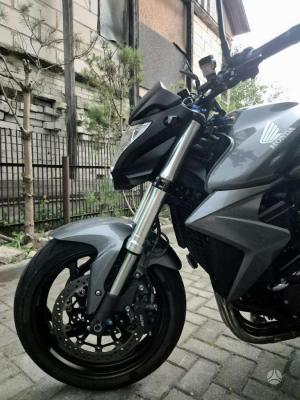 Хонда CB 2009 в Пренай, объемом двигателя 1.00 л и пробегом 36 тыс. км за 4250 €, фото 15 на AUTOMOTO.COM.LV