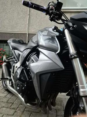 Хонда CB 2009 в Пренай, объемом двигателя 1.00 л и пробегом 36 тыс. км за 4250 €, фото 17 на AUTOMOTO.COM.LV