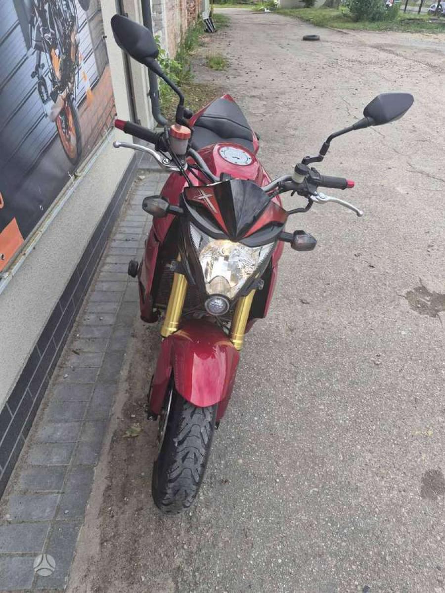 Honda CB 2010 in Panevezys, with an engine capacity of 1.00 L and mileage of 52 thousand km for 3750 €, photo 6 on AUTOMOTO.COM.LV