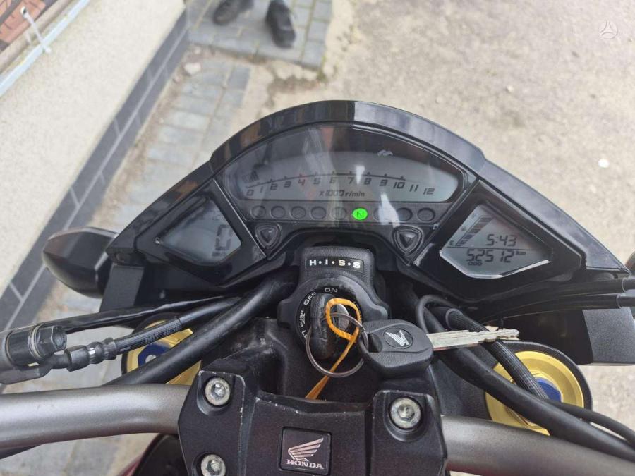 Honda CB 2010 in Panevezys, with an engine capacity of 1.00 L and mileage of 52 thousand km for 3750 €, photo 7 on AUTOMOTO.COM.LV