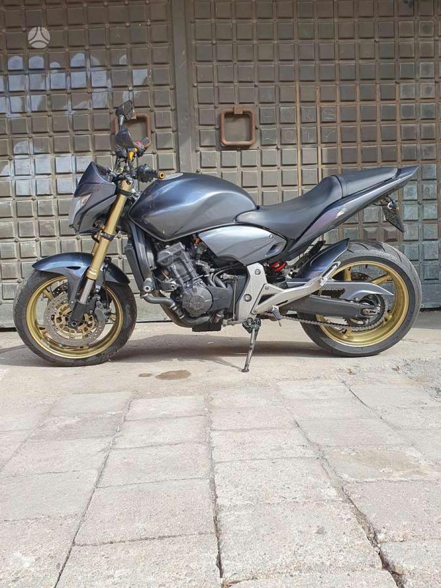 Honda CB 2011 in Vilnius, with an engine capacity of 0.60 L and mileage of 44 thousand km for 2999 €, photo 1 on AUTOMOTO.COM.LV
