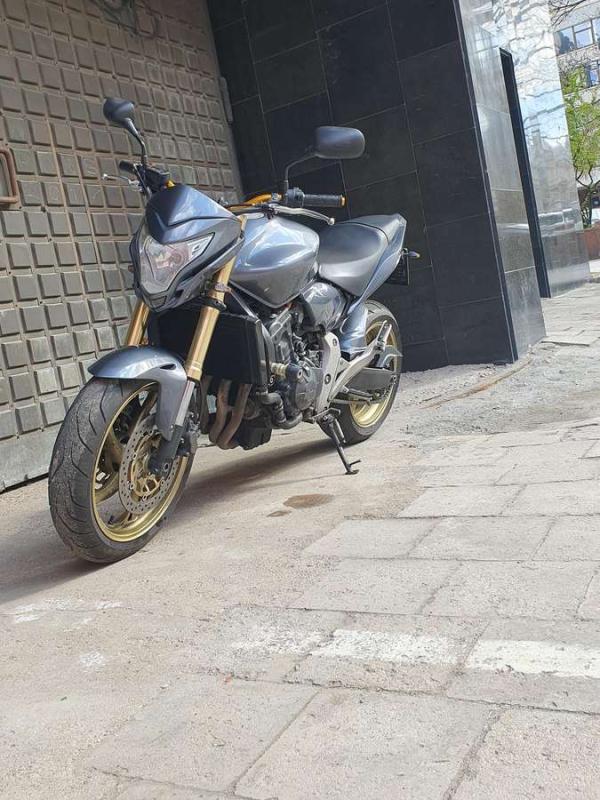Honda CB 2011 Viļņa, ar dzinēja tilpumu 0.60 L un nobraukumu 44 tūkst. km par 2999 €, foto 2 vietnē AUTOMOTO.COM.LV