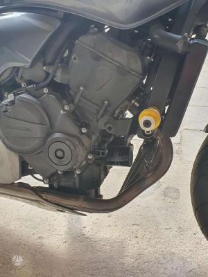 Honda CB 2011 in Vilnius, with an engine capacity of 0.60 L and mileage of 44 thousand km for 2999 €, photo 7 on AUTOMOTO.COM.LV
