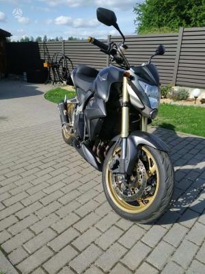 Honda CB 2012 in Vilnius, with an engine capacity of 1.00 L and mileage of 26 thousand km for 4400 €, photo 7 on AUTOMOTO.COM.LV