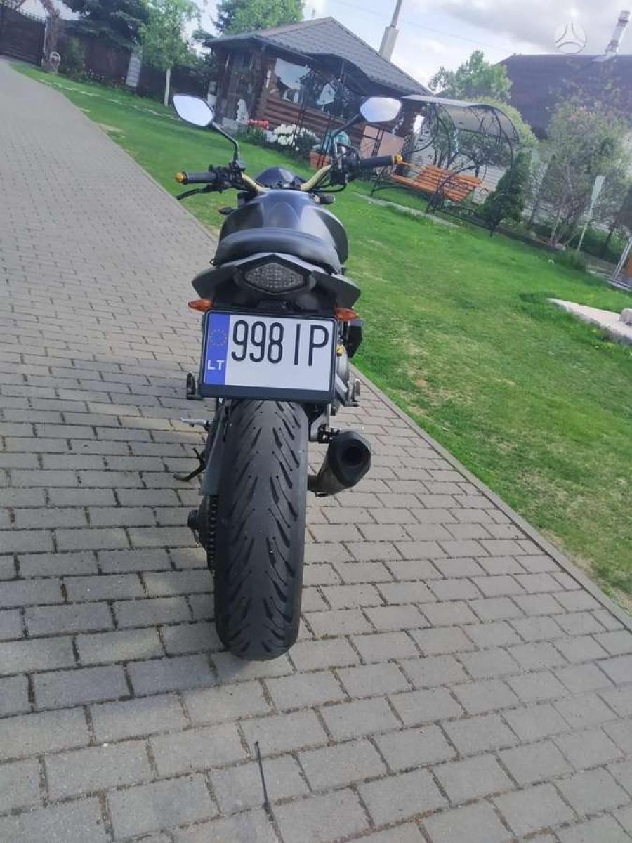 Honda CB 2012 in Vilnius, with an engine capacity of 1.00 L and mileage of 26 thousand km for 4400 €, photo 9 on AUTOMOTO.COM.LV