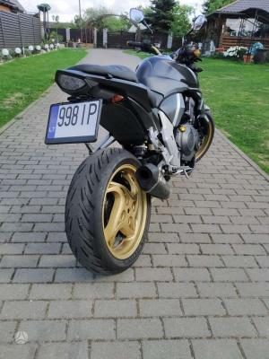 Honda CB 2012 in Vilnius, with an engine capacity of 1.00 L and mileage of 26 thousand km for 4400 €, photo 10 on AUTOMOTO.COM.LV
