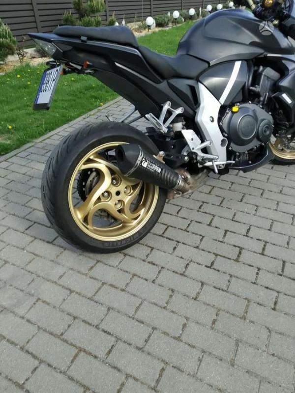 Honda CB 2012 Viļņa, ar dzinēja tilpumu 1.00 L un nobraukumu 26 tūkst. km par 4400 €, foto 10 vietnē AUTOMOTO.COM.LV