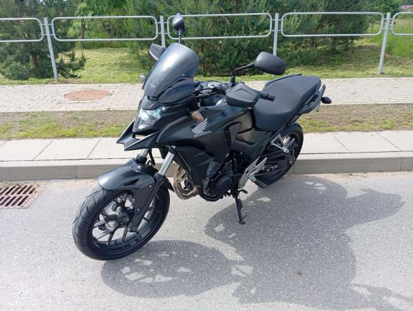 Honda CB 2016 in Vievis, with an engine capacity of 0.50 L and mileage of 41 thousand km for 2750 €, photo 2 on AUTOMOTO.COM.LV
